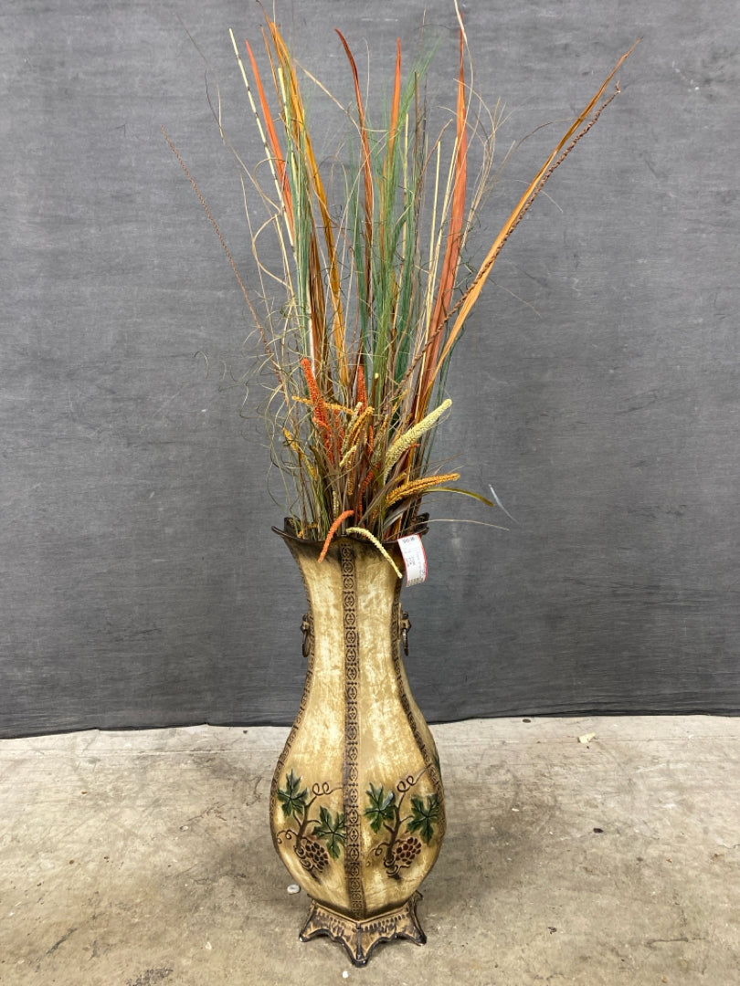 Floral Arr. – Scallywag's Consignment